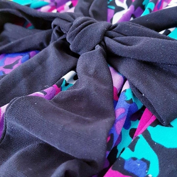 Max Rave | Tops | Nwot Max Rave Floral Japanese Style Cutout Sleeveless ...